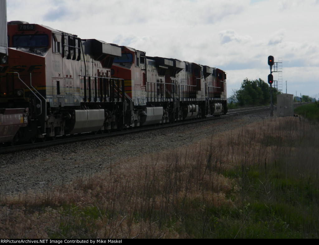 BNSF 7558